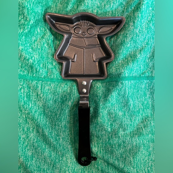 frankford | Kitchen | 2 For Star Wars Grogu Baby Yoda Pancake Skillet ...